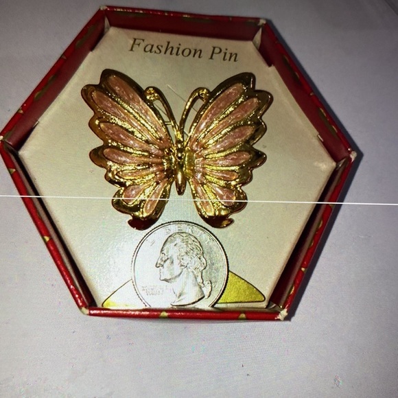 AAI | Jewelry | Vintage Butterfly Brooch Pin Enamel Side Aai | Poshmark